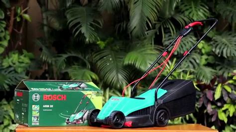BOSCH ARM 32 Lawn Mower Unboxing and Demo Video - Max Machine Tools ...
