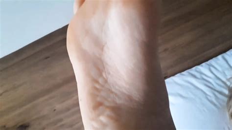 Amateur Mature Wife Enjoys Sex One Morning Foot Fetish Porn By