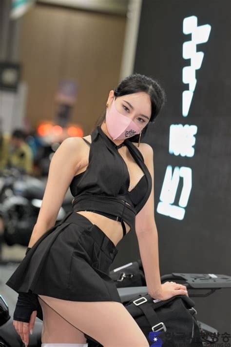 모델 희정 정열의 눈빛 2022 오토살롱위크 한국사진방송 대한민국예술