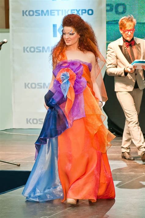 Model Walks The Runway During Editorial Stock Image Image Of Color