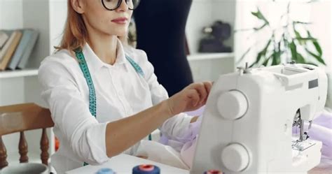 How To Setup A Sewing Machine Sewing Tipper