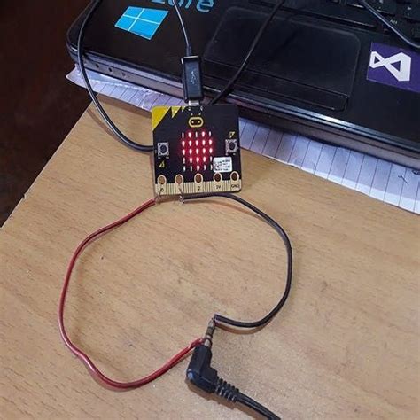 How To Make Your Microbit Talk With Micropython