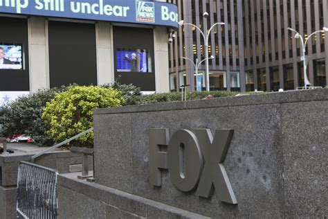 New Claims Against Fox News And Ed Henry Revealed In Jennifer Eckhart