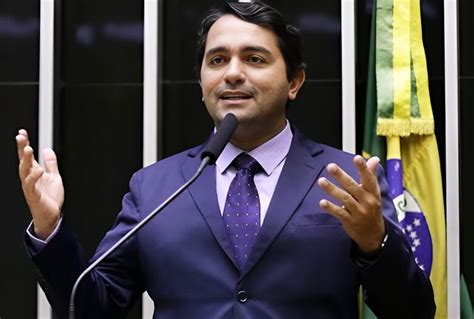 Pl Pode Expulsar Deputado Que Votou Contra Cassação De Janones Por