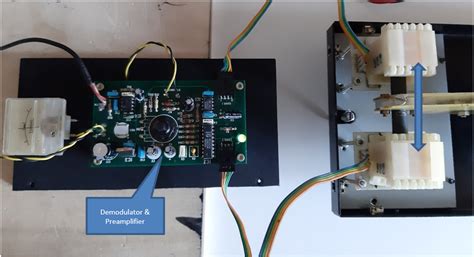 Seismometer Read Out Electronics PhysicsOpenLab