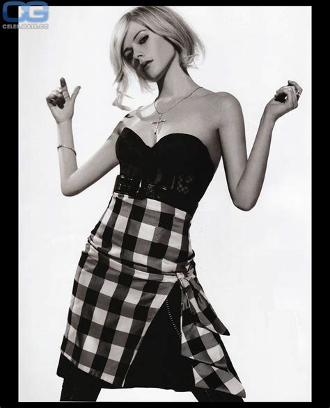 Avril Lavigne Nackt Bilder Onlyfans Leaks Playboy Fotos Sex Szene