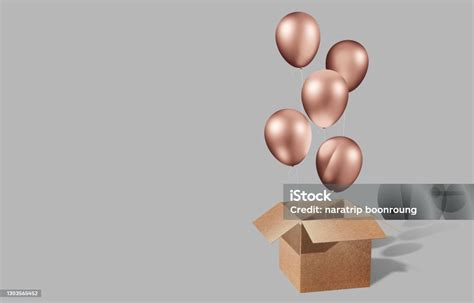 흰색에 고립 된 스트리머와 3d 투명 생일 풍선 쉽게 변경 색상 벡터 일러스트와 골판지 상자를 엽니 다 색종이 조각에 대한 스톡 사진 및 기타 이미지 Istock