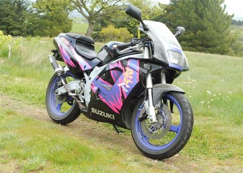 Restauration Et Préparation Suzuki 125 Rg Fun 1992 Débridée