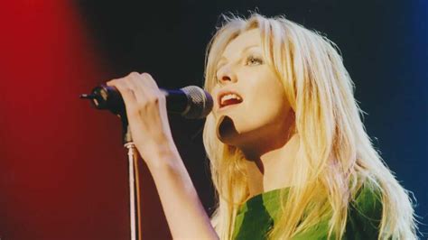 Top 45 Most Popular Australian Female Singers Of All Time