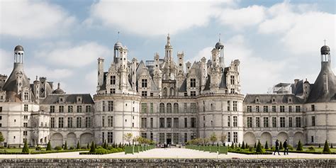 留学要参加高考吗？