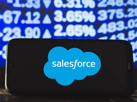 Salesforce Hr Exec Brent Hyder Addresses Layoff Concerns In Meeting
