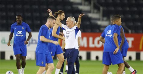 월드컵 8강을 향해디디에 감독과 훈련하는 프랑스 국대팀