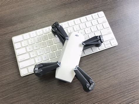 셀카드론의 대중화 Dji 스파크 박스 개봉기 플래텀