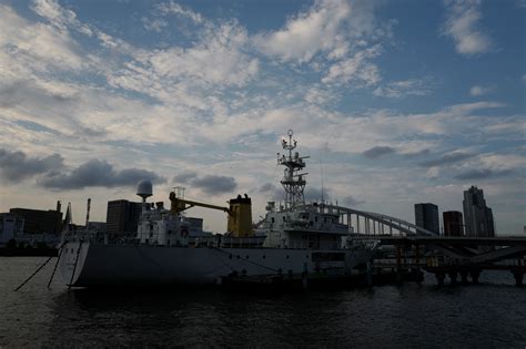 배경 화면 일본 배 바다 차량 지평선 항구 도쿄 Jp 구름 흐린 선박 서 밀룩 라이카 큐 Summilux1728 1728 년 토요미 수로