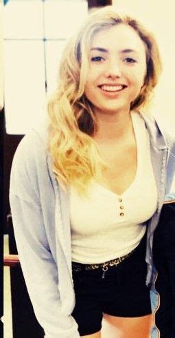 Pin De Jacobjenkins En Peyton List Mujeres Preciosas Mujeres Actrices