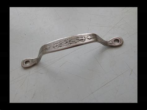 Стара дръжка за мебели Обков Мебели за дома и офиса София Стара метална дръжка за врат