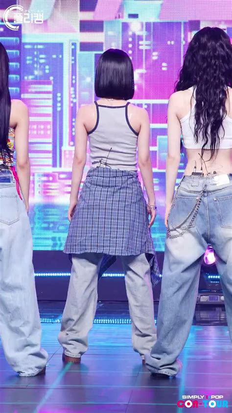 Lightsum Yujeong 라잇썸 유정 Pose Show Champion Ep 529 240814 [video] In 2025 Batman Fan