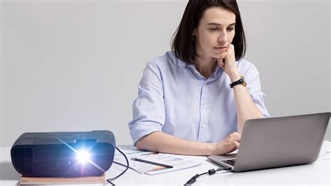 5 Tips To Fix Your Projector Issues