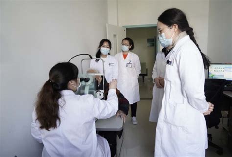 湖北省荆门市钟祥市人民医院 眼科验光 500度 您身边的配镜顾问
