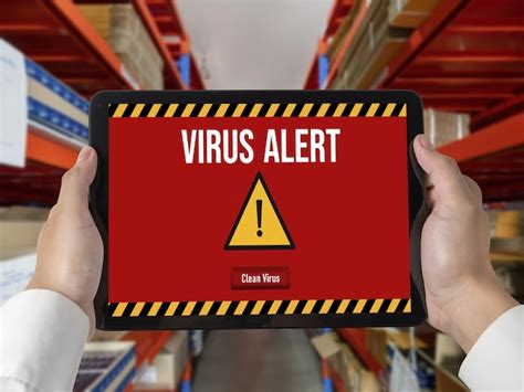 Premium Photo Virus Warning Alert On Computer Screen Detected Modish Cyber Threat