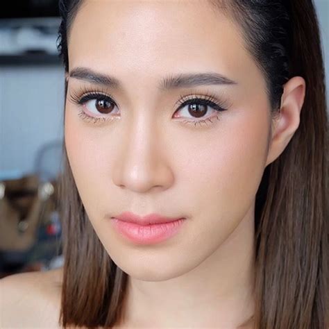 50 ลุคแต่งหน้าสวยๆ ฝีมือ น้องฉัตร เลอค่าอะไรเบอร์นี้ Ladyissue เว็บรีวิวเครื่องสำอาง ชุมชน