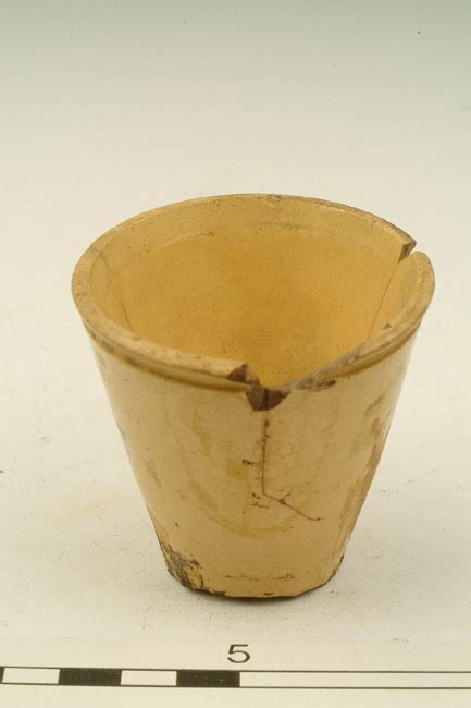 Pot Blacking Pot London Museum