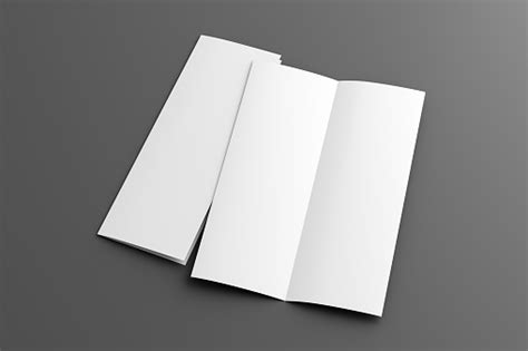 반쯤 접힌 전단지 A4 세로 소책자가 회색 배경에 있습니다 측면보기 2단 브로슈어에 대한 스톡 사진 및 기타 이미지 2단 브로슈어 모형 실물 모형 Istock