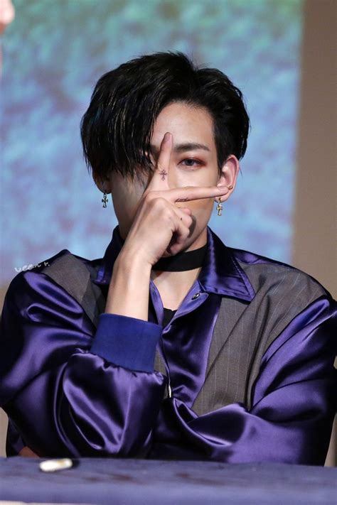 Kpop Makeup For Guys