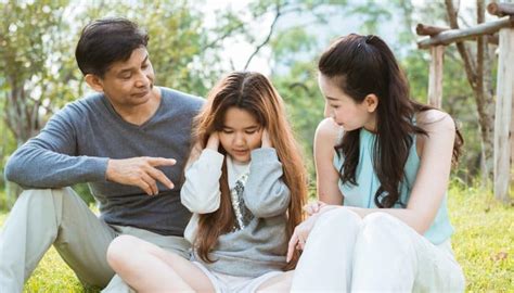 Handling Tweens Coping With Changes In Your Tweens Behaviour PARENTSWORLD