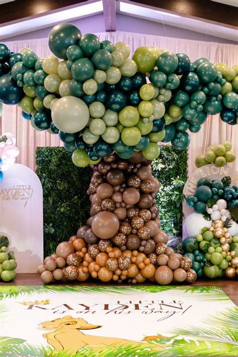 The Lion King Baby Shower Balloon Décor Balloon tree Balloon