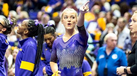 Livvy Dunnes Sister Shares Beer Chugging Challenge At Lsu Gymnastics Meet