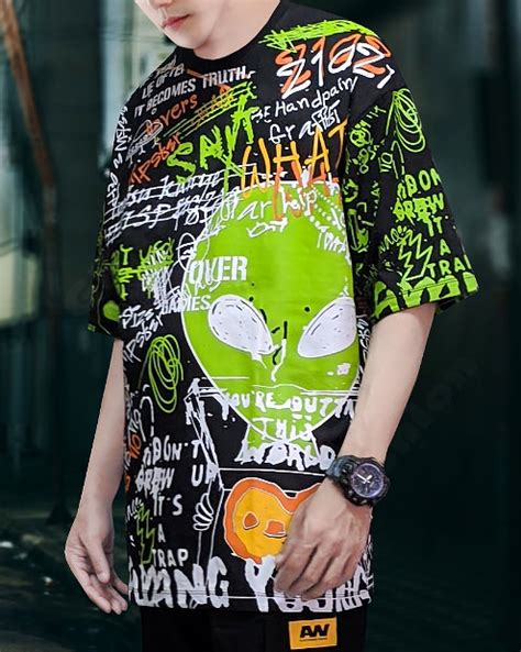 เสื้อผ้าแฟชั่น แฟชั่นเกาหลี เสื้อโอเวอร์ไซส์ กางเกงจ๊อกเกอร์ สไตล์สตรีท