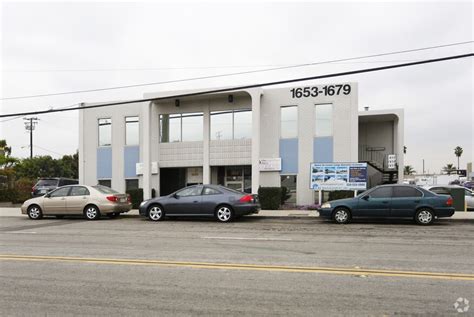 1653 1679 E 28th St Signal Hill Ca 90755 Flex For Lease Loopnet