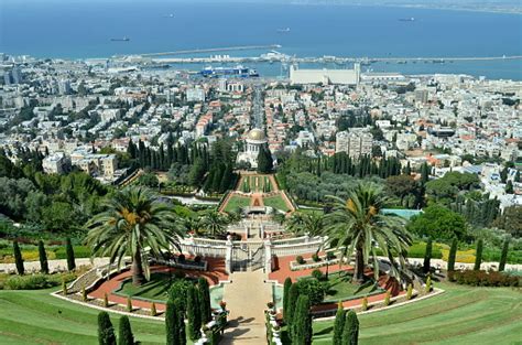 바하이 가든의 어퍼 테라스에서 하이파 시내의 전경 이스라엘 0명에 대한 스톡 사진 및 기타 이미지 0명 건물 외관 건축 Istock