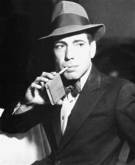Pin By Sarah Wylie On Celluloid Heroes Bogart Movies Humphrey Bogart