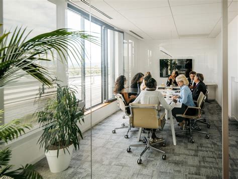 Building Controls For Future Ready Workspaces Schneider Electric