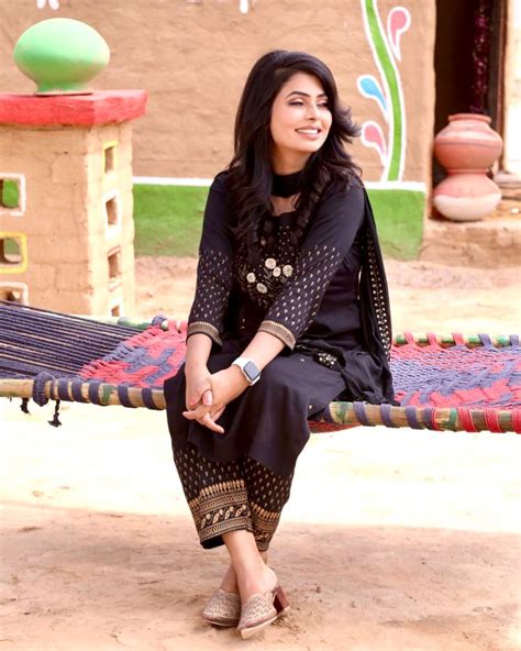 ruba khan latest pics