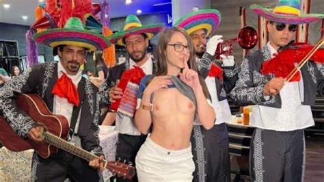 Mex Restaurant With Cici Shellz Mofos