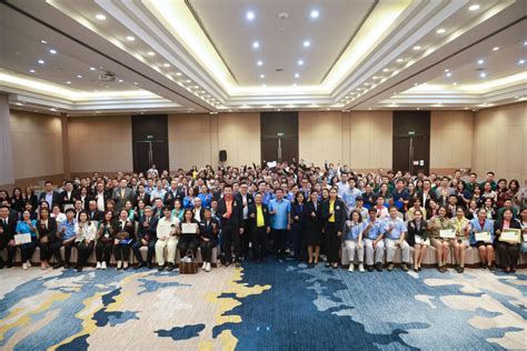 โรงพยาบาลกรุงเทพปลวกแดง เข้ารับรางวัล การนำแนวปฏิบัติการใช้แรงงานที่ดี Good Labour Practices