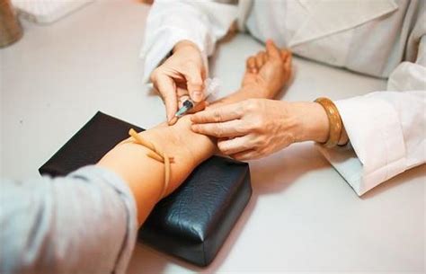慢乙肝抗病毒治疗挑战与策略：如何实现临床治愈最大化？