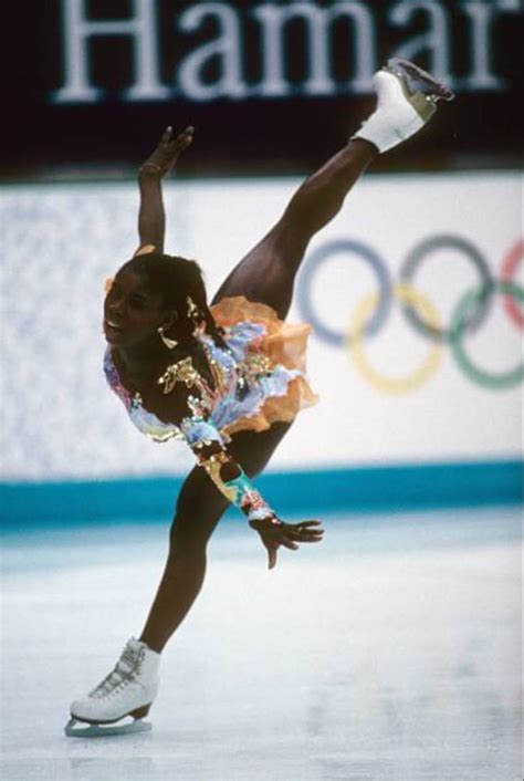 Pin By Danielle H On Ice Skating Figure Skating Costumes Skating Aesthetic Figure Skating