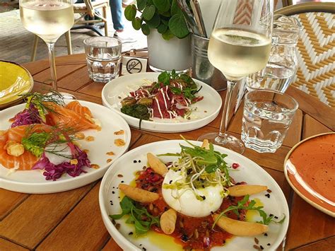 Javaanse Meisjes Alkmaar Restaurantbeoordelingen Fotos En Telefoonnummer