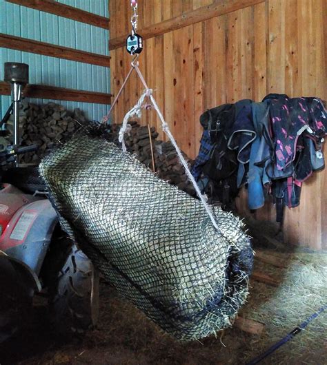 Scale Weigh Hay