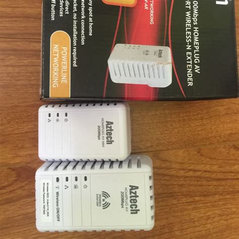 Aztech Homeplug Wifi Extender 200mbps Computers And Tech Parts And Accessories Networking On
