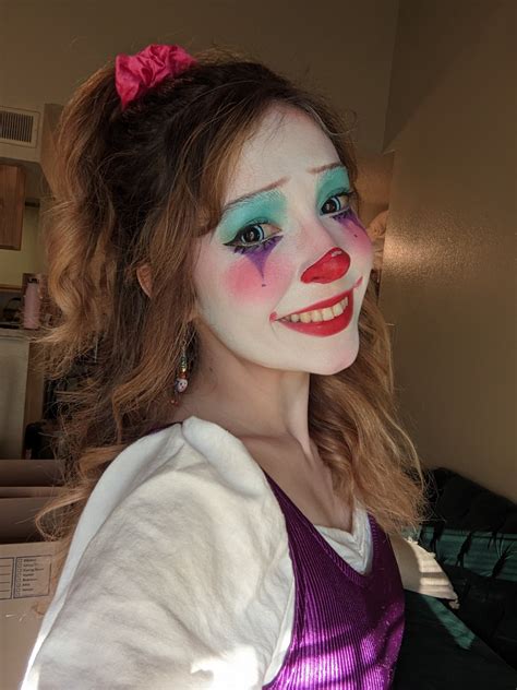 Pretty Girl Clown Makeup