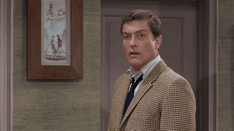 The Dick Van Dyke Show Took A Risk In Season 3 That Transformed 60s Tv