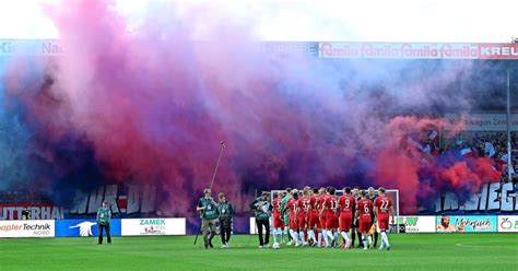 Fanvergehen Gegen Hertha Bsc Dfb Belegt Holstein Kiel Mit Pyro Strafe