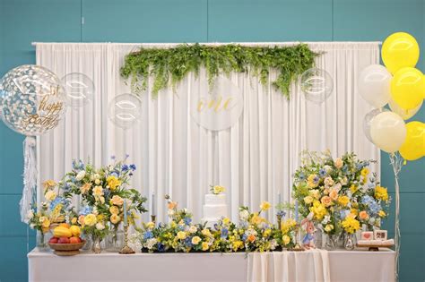 조화 돌상 옐로우 블루 광교 수원 메리어트 호텔수원키친 돌핀플라워