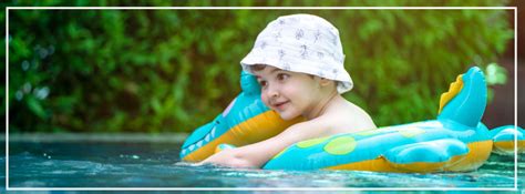 Shade Your Backyard With These Tips Barrier Reef Pools