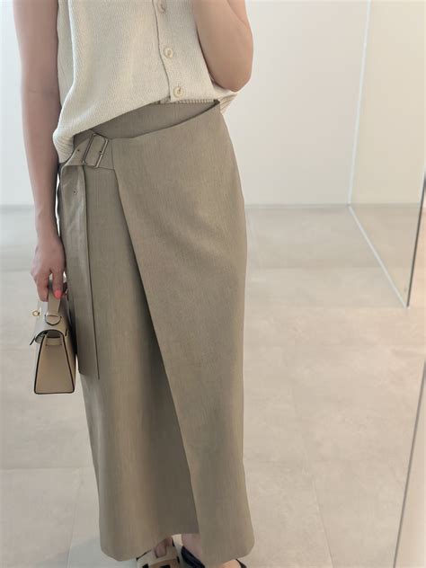 간절기 더랩 롱스커트베이지